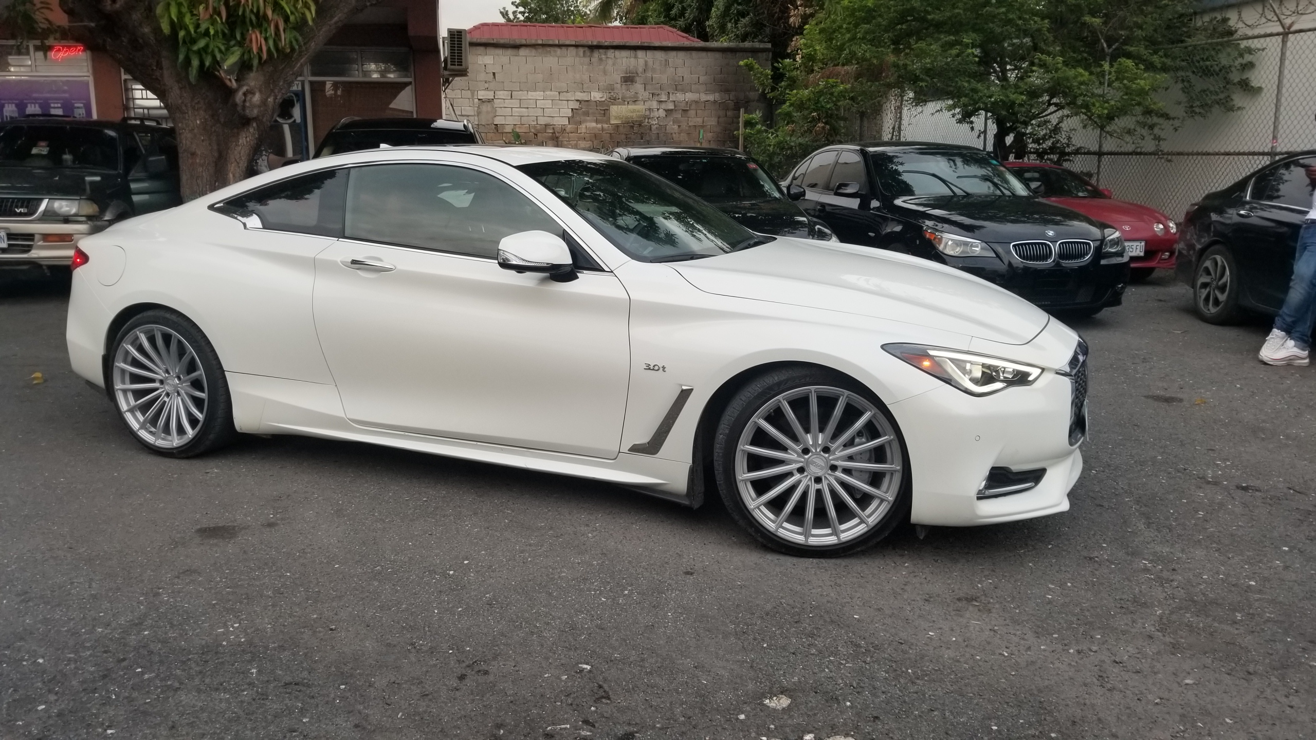 2017 Infiniti Q60S | Khaleel's Motorsports