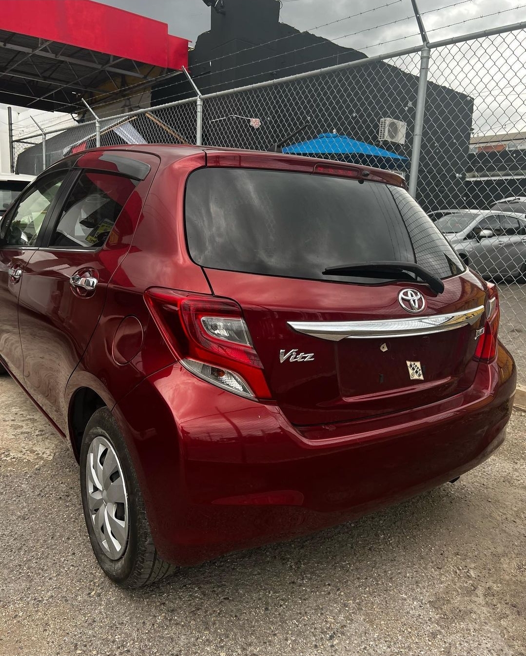 2015 Toyota Vitz Jewela (KM0213366) | Khaleel's Motorsports
