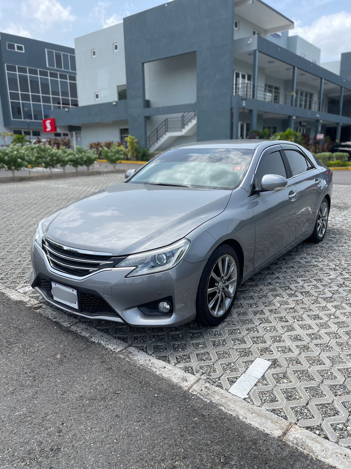 2014 Toyota Mark X 350 (KM0213439) | Khaleel's Motorsports