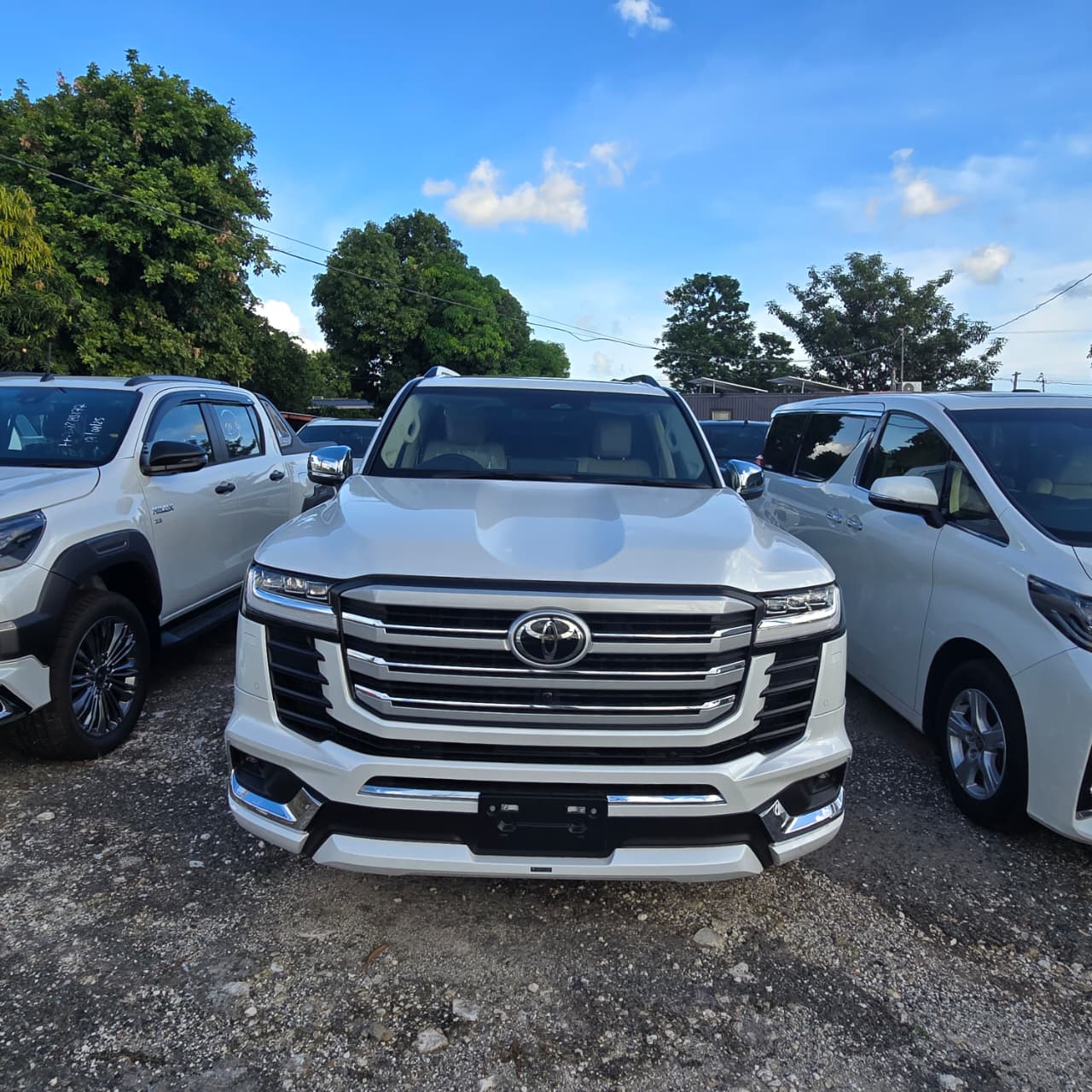 2025 Toyota Landcruiser ZX (KM0214007) | Khaleel's Motorsports